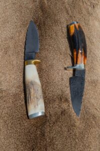 How to Field Dress a Deer (step-by-step guide) - World Deer